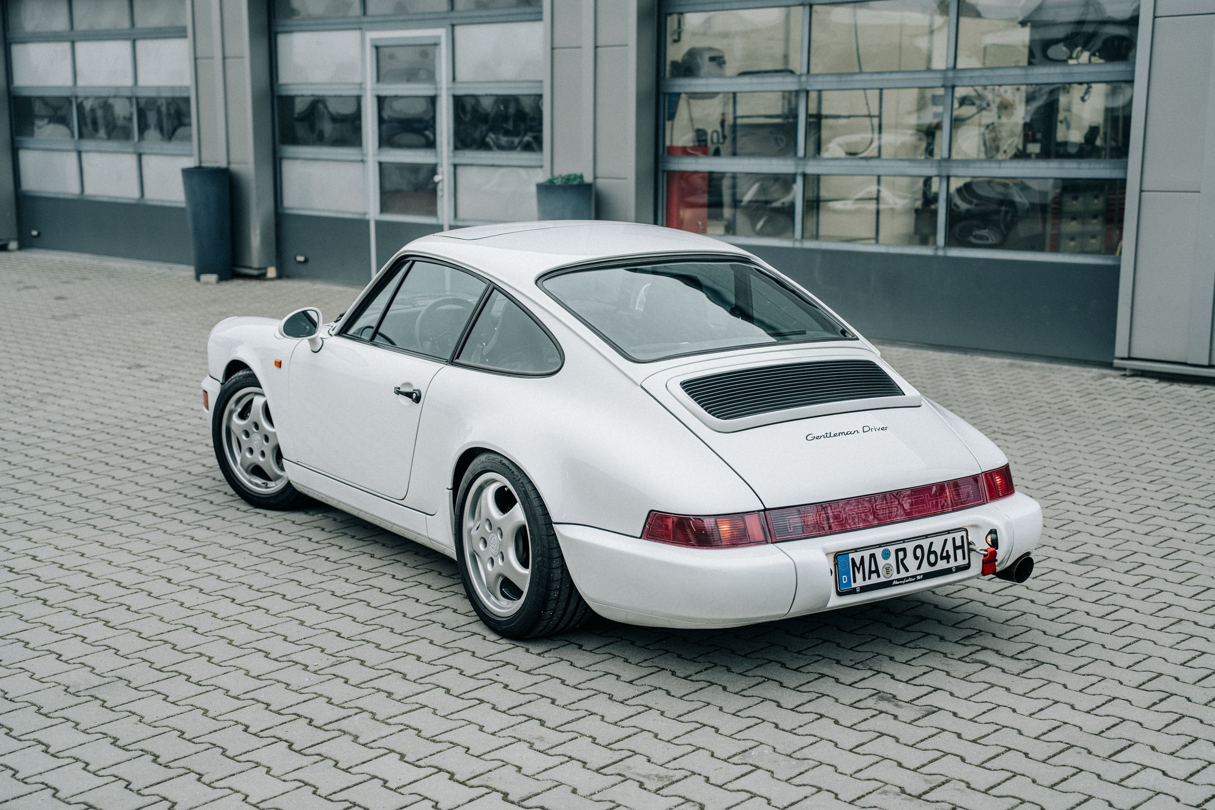 Porsche 964 Specialist — Builds & Restoration | Manufaktur 964